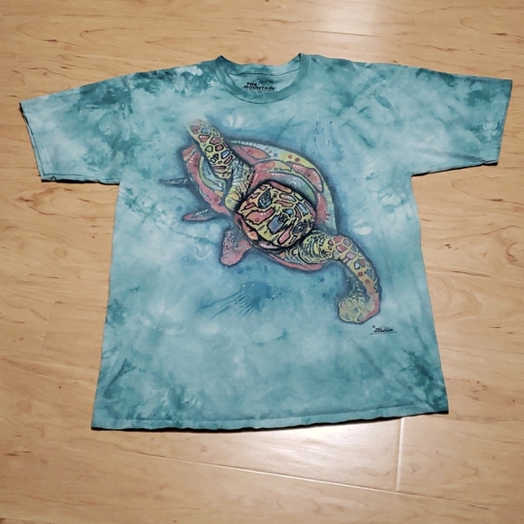 The Mountain | Tops | The Mountain Sea Turtle Underwater Abstract ...